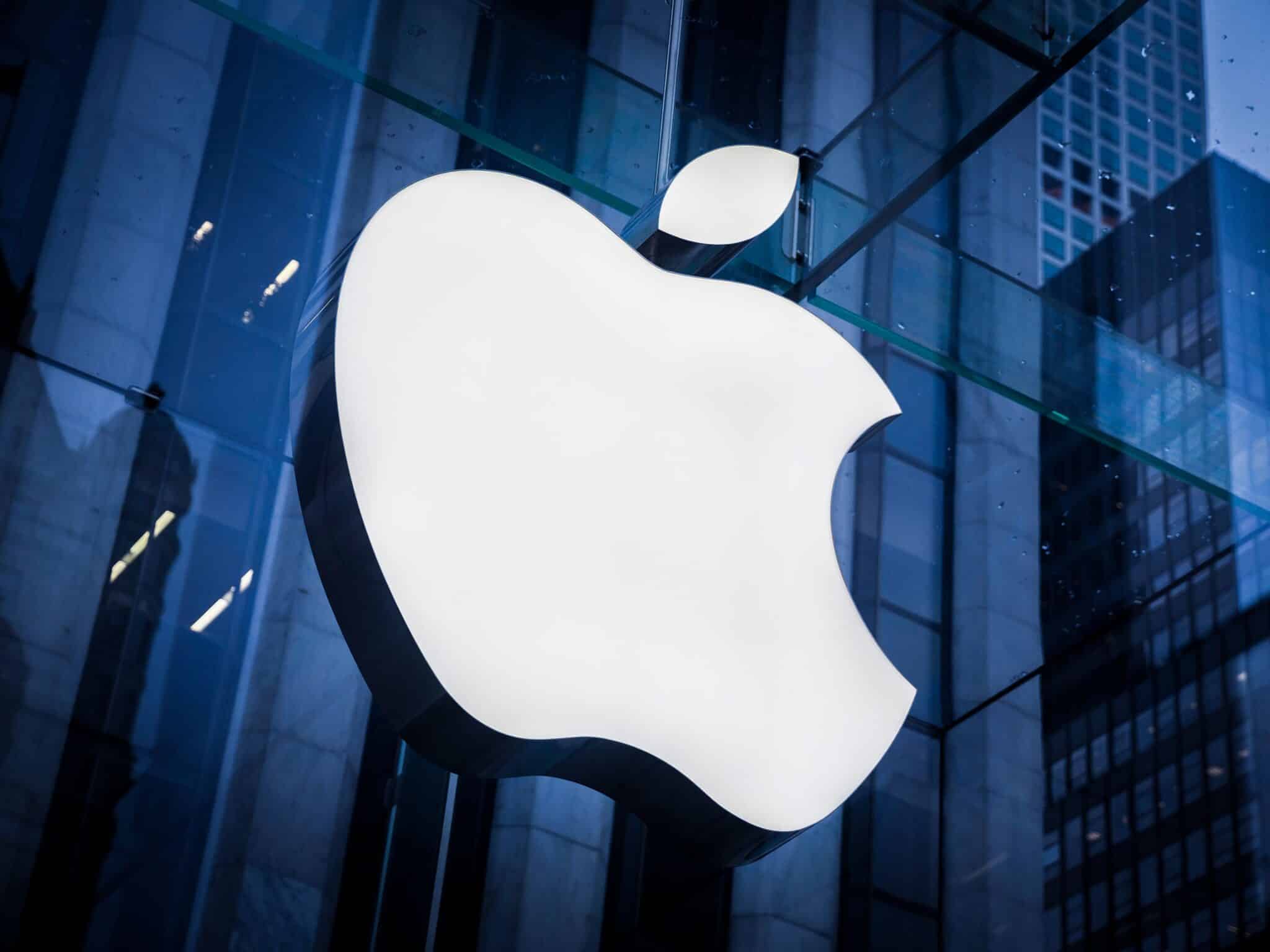 Apple Marks 50 Years With Landmark Innovations and Notable Misfires ...